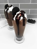 Oreo Protein Shake - Pinch of Wellness