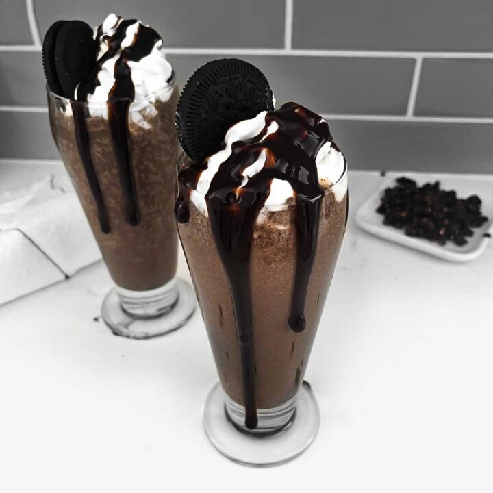 Oreo Protein Shake - Pinch of Wellness